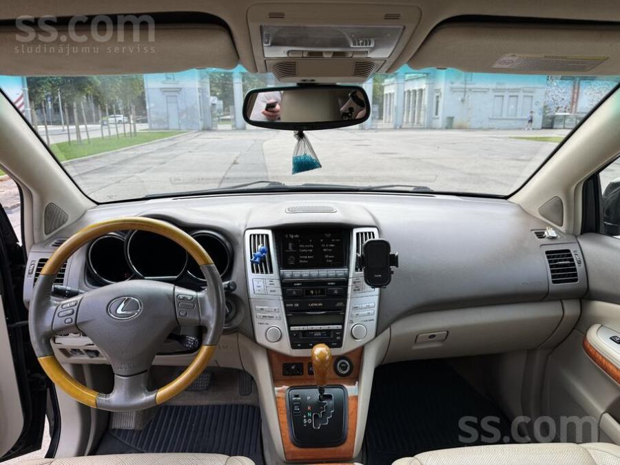 Melns Lexus RX 2006 Rīga, ar dzinēja tilpumu 3.50 L un nobraukumu 336 tūkst. km par 5500 €, foto 9 vietnē AUTOMOTO.COM.LV