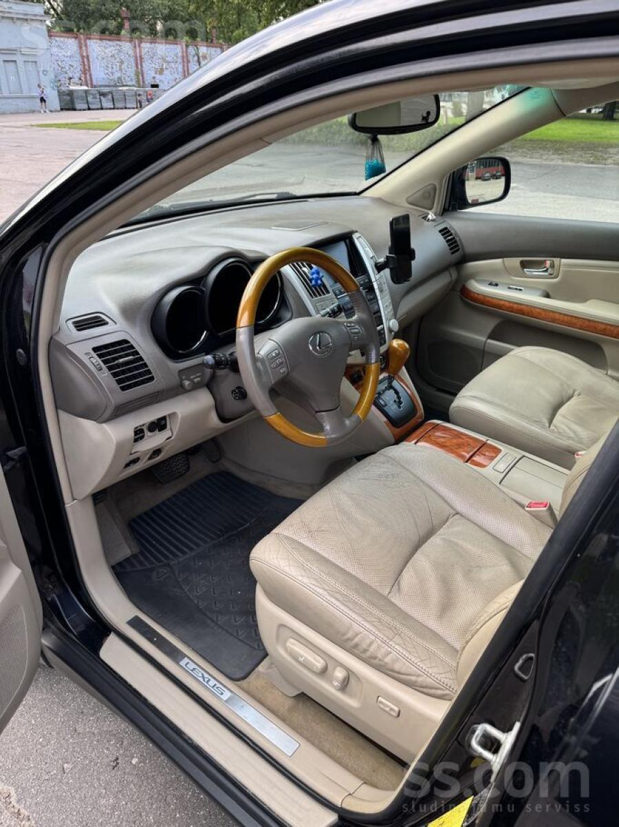 Melns Lexus RX 2006 Rīga, ar dzinēja tilpumu 3.50 L un nobraukumu 336 tūkst. km par 5500 €, foto 11 vietnē AUTOMOTO.COM.LV
