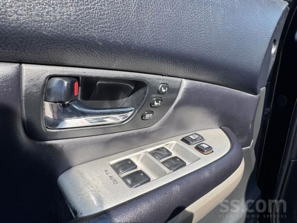 Melns Lexus RX 2006 Rīga, ar dzinēja tilpumu 3.30 L un nobraukumu 0 tūkst. km par 4250 €, foto 10 vietnē AUTOMOTO.COM.LV