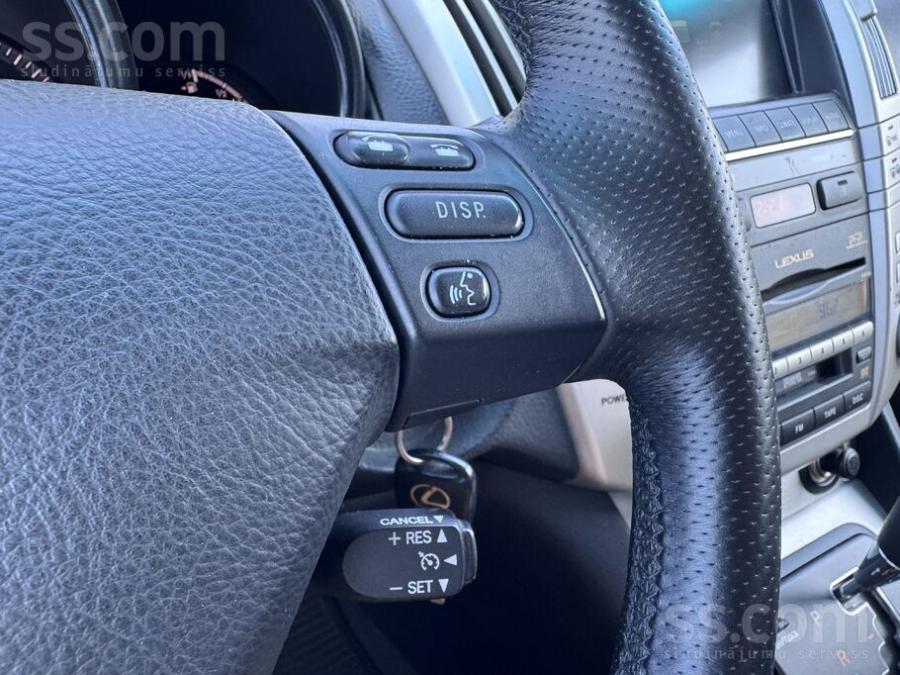 Black Lexus RX 2006 in Riga, with an engine capacity of 3.30 L and mileage of 0 thousand km for 4250 €, photo 22 on AUTOMOTO.COM.LV