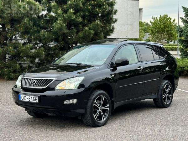 Black Lexus RX 2007 in Riga, with an engine capacity of 3.50 L and mileage of 174 thousand km for 7300 €, photo 8 on AUTOMOTO.COM.LV