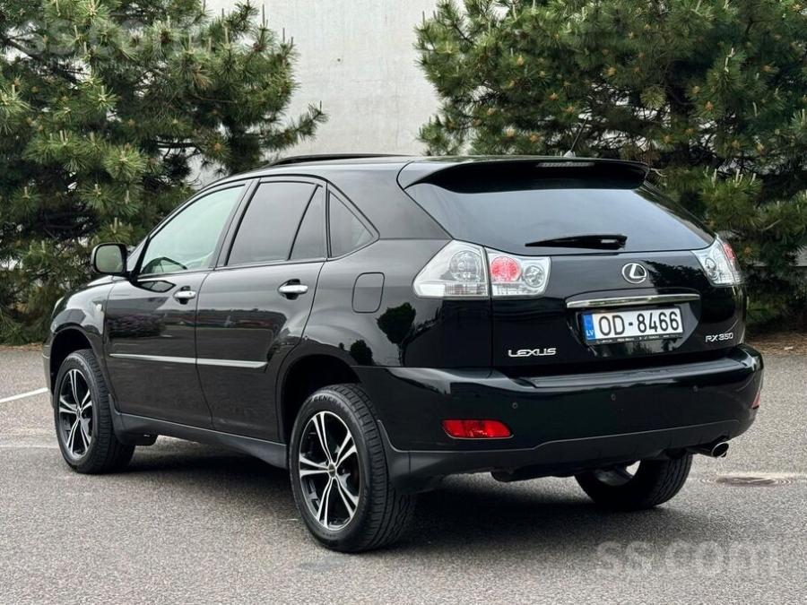 Black Lexus RX 2007 in Riga, with an engine capacity of 3.50 L and mileage of 174 thousand km for 7300 €, photo 11 on AUTOMOTO.COM.LV