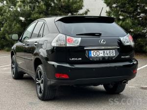 Black Lexus RX 2007 in Riga, with an engine capacity of 3.50 L and mileage of 174 thousand km for 7300 €, photo 12 on AUTOMOTO.COM.LV