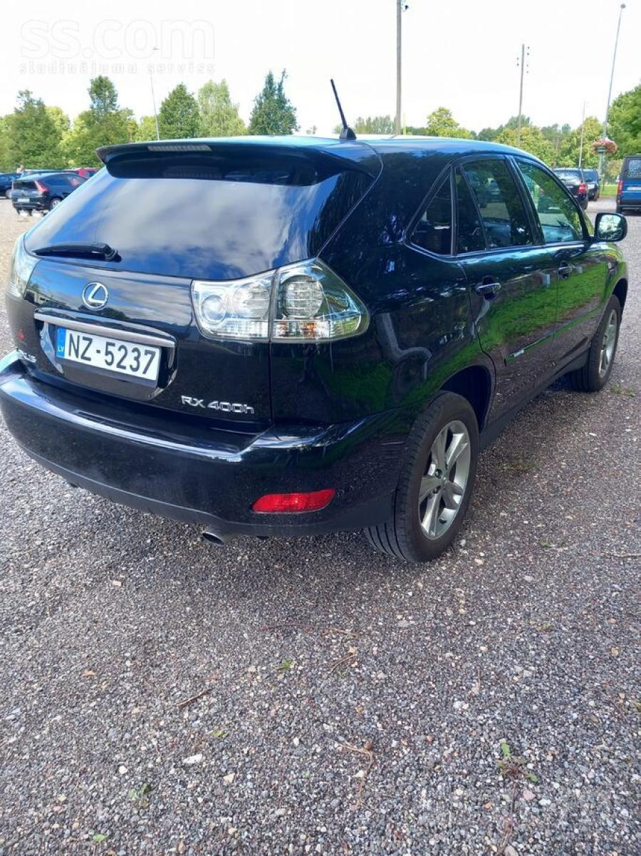 Melns Lexus RX 2007 Cēsis, ar dzinēja tilpumu 3.30 L un nobraukumu 229 tūkst. km par 7590 €, foto 9 vietnē AUTOMOTO.COM.LV