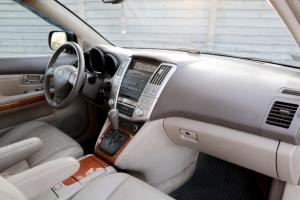 Melns Lexus RX 2007 Rīga, ar dzinēja tilpumu 3.50 L un nobraukumu 232 tūkst. km par 4150 €, foto 16 vietnē AUTOMOTO.COM.LV