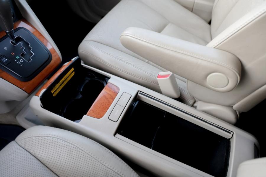 Melns Lexus RX 2007 Rīga, ar dzinēja tilpumu 3.50 L un nobraukumu 232 tūkst. km par 4150 €, foto 25 vietnē AUTOMOTO.COM.LV