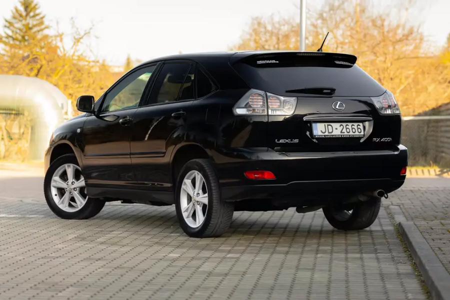 Melns Lexus RX 2007 Jelgava, ar dzinēja tilpumu 3.30 L un nobraukumu 242 tūkst. km par 6900 €, foto 5 vietnē AUTOMOTO.COM.LV