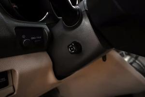Melns Lexus RX 2007 Jelgava, ar dzinēja tilpumu 3.30 L un nobraukumu 242 tūkst. km par 6900 €, foto 13 vietnē AUTOMOTO.COM.LV