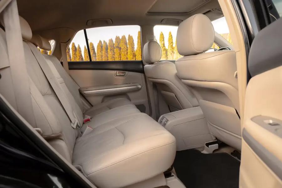Melns Lexus RX 2007 Jelgava, ar dzinēja tilpumu 3.30 L un nobraukumu 242 tūkst. km par 6900 €, foto 20 vietnē AUTOMOTO.COM.LV