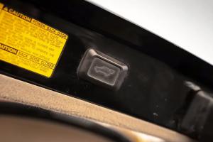 Melns Lexus RX 2007 Jelgava, ar dzinēja tilpumu 3.30 L un nobraukumu 242 tūkst. km par 6900 €, foto 22 vietnē AUTOMOTO.COM.LV
