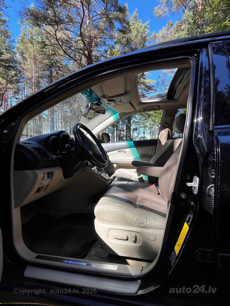 Melns Lexus RX 2007 Tallina, ar dzinēja tilpumu 3.30 L un nobraukumu 345 tūkst. km par 5500 €, foto 14 vietnē AUTOMOTO.COM.LV