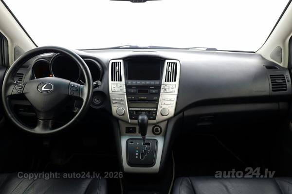 Black Lexus RX 2008 in Tallinn, with an engine capacity of 3.30 L and mileage of 133 thousand km for 5499 €, photo 5 on AUTOMOTO.COM.LV