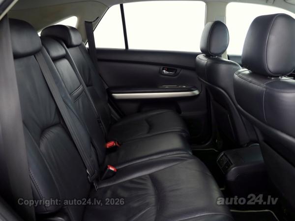 Black Lexus RX 2008 in Tallinn, with an engine capacity of 3.30 L and mileage of 133 thousand km for 5499 €, photo 7 on AUTOMOTO.COM.LV