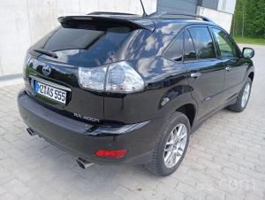 Black Lexus RX 2008 in Bauska, with an engine capacity of 3.30 L and mileage of 249 thousand km for 7900 €, photo 5 on AUTOMOTO.COM.LV