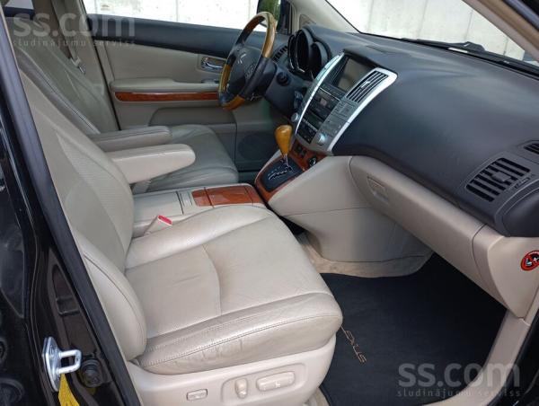 Melns Lexus RX 2008 Bauska, ar dzinēja tilpumu 3.30 L un nobraukumu 249 tūkst. km par 7900 €, foto 7 vietnē AUTOMOTO.COM.LV
