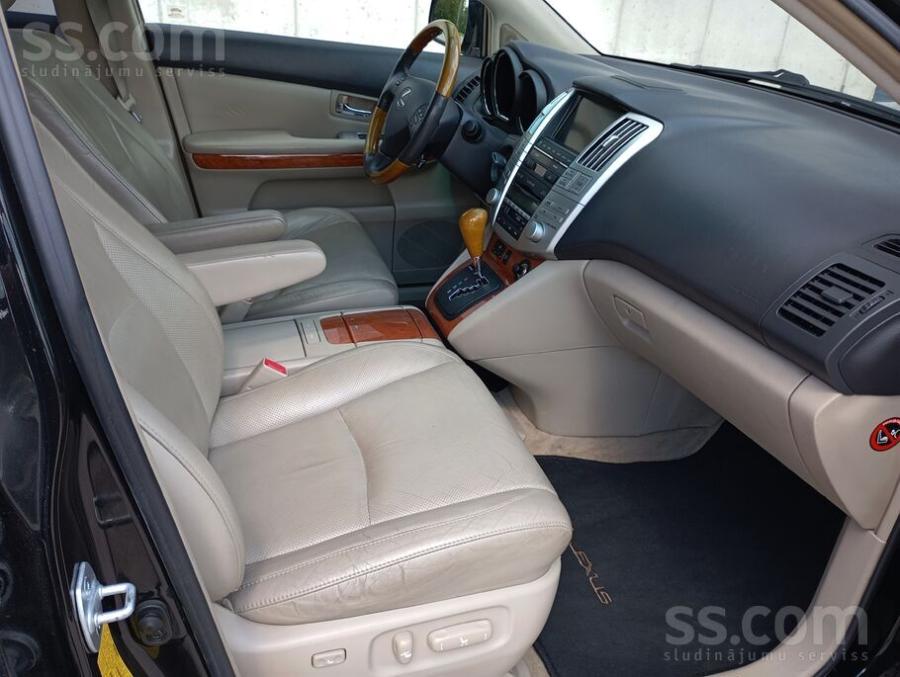 Black Lexus RX 2008 in Bauska, with an engine capacity of 3.30 L and mileage of 249 thousand km for 7900 €, photo 8 on AUTOMOTO.COM.LV