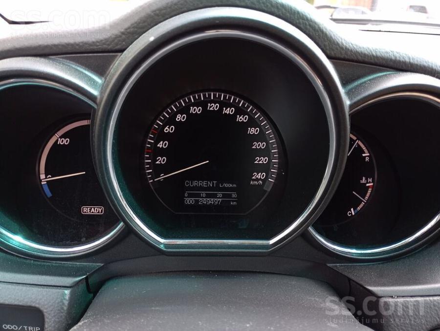 Black Lexus RX 2008 in Bauska, with an engine capacity of 3.30 L and mileage of 249 thousand km for 7900 €, photo 13 on AUTOMOTO.COM.LV