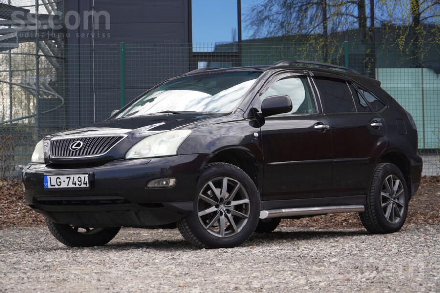 Black Lexus RX 2009 in Riga, with an engine capacity of 3.50 L and mileage of 258 thousand km for 5990 €, photo 5 on AUTOMOTO.COM.LV