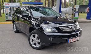 Melns Lexus RX 2009 Rīga, ar dzinēja tilpumu 3.30 L un nobraukumu 262 tūkst. km par 7950 €, foto  vietnē AUTOMOTO.COM.LV
