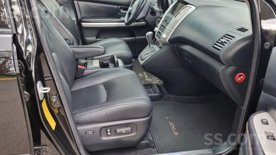 Melns Lexus RX 2009 Rīga, ar dzinēja tilpumu 3.30 L un nobraukumu 262 tūkst. km par 7950 €, foto 15 vietnē AUTOMOTO.COM.LV