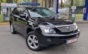 Black Lexus RX 2009 in Riga, with an engine capacity of 3.30 L and mileage of 262 thousand km for 7950 €, photo 3 on AUTOMOTO.COM.LV