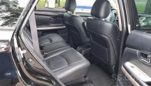 Black Lexus RX 2009 in Riga, with an engine capacity of 3.30 L and mileage of 262 thousand km for 7950 €, photo 17 on AUTOMOTO.COM.LV