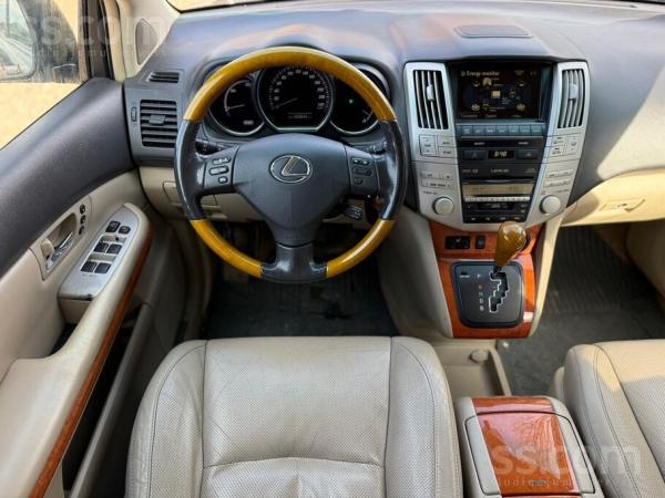 Melns Lexus RX 2010 Rīga, ar dzinēja tilpumu 3.30 L un nobraukumu 333 tūkst. km par 4999 €, foto 10 vietnē AUTOMOTO.COM.LV
