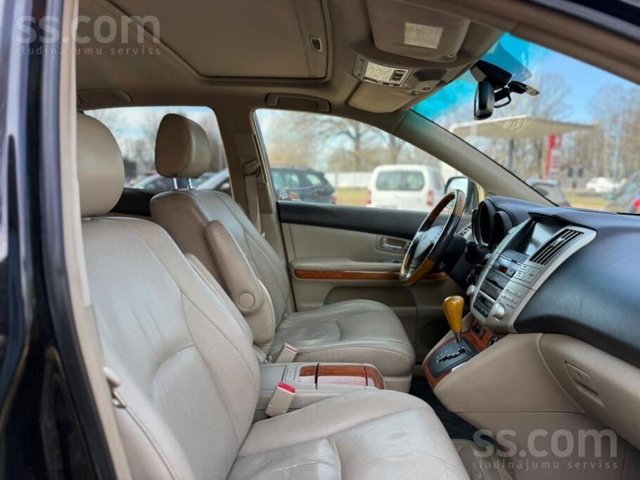 Melns Lexus RX 2010 Rīga, ar dzinēja tilpumu 3.30 L un nobraukumu 333 tūkst. km par 4999 €, foto 12 vietnē AUTOMOTO.COM.LV