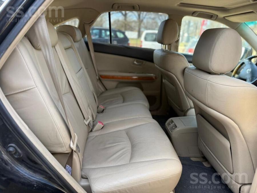 Melns Lexus RX 2010 Rīga, ar dzinēja tilpumu 3.30 L un nobraukumu 333 tūkst. km par 4999 €, foto 14 vietnē AUTOMOTO.COM.LV