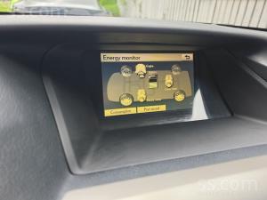 Black Lexus RX 2010 in Riga, with an engine capacity of 3.50 L and mileage of 270 thousand km for 6900 €, photo 12 on AUTOMOTO.COM.LV
