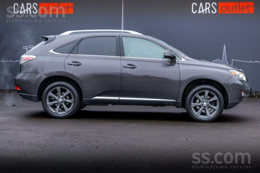 Melns Lexus RX 2010 Rīga, ar dzinēja tilpumu 3.50 L un nobraukumu 259 tūkst. km par 8990 €, foto 5 vietnē AUTOMOTO.COM.LV