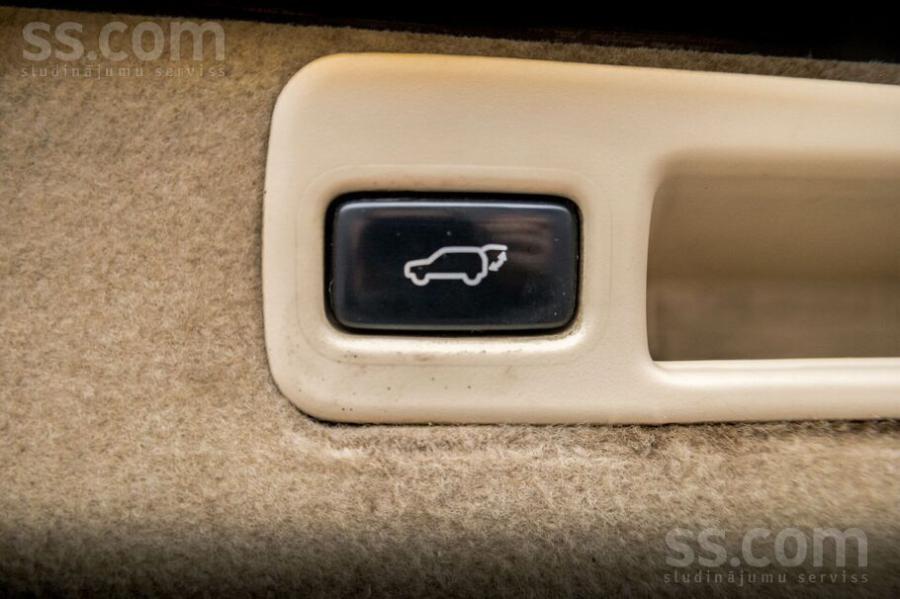 Melns Lexus RX 2010 Rīga, ar dzinēja tilpumu 3.50 L un nobraukumu 259 tūkst. km par 8990 €, foto 30 vietnē AUTOMOTO.COM.LV