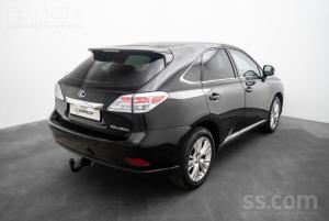Melns Lexus RX 2010 Tallina, ar dzinēja tilpumu 3.50 L un nobraukumu 220 tūkst. km par 11999 €, foto 5 vietnē AUTOMOTO.COM.LV