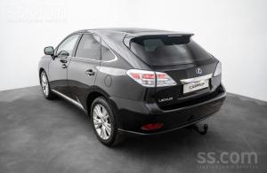 Melns Lexus RX 2010 Tallina, ar dzinēja tilpumu 3.50 L un nobraukumu 220 tūkst. km par 11999 €, foto 7 vietnē AUTOMOTO.COM.LV