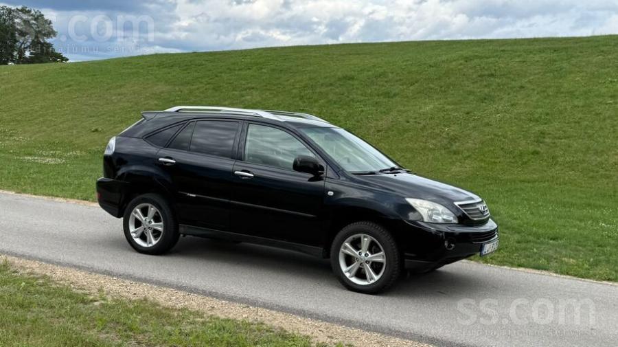 Melns Lexus RX 2010 Rīga, ar dzinēja tilpumu 3.30 L un nobraukumu 333 tūkst. km par 4800 €, foto 3 vietnē AUTOMOTO.COM.LV