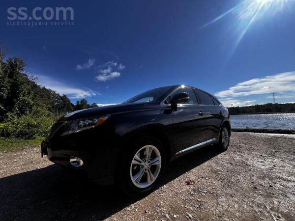 Black Lexus RX 2010 in Jurmala, with an engine capacity of 3.50 L and mileage of 176 thousand km for 12400 €, photo 4 on AUTOMOTO.COM.LV