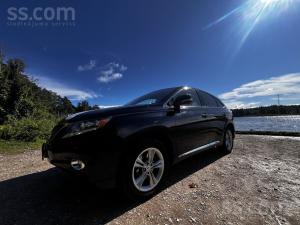 Black Lexus RX 2010 in Jurmala, with an engine capacity of 3.50 L and mileage of 176 thousand km for 12400 €, photo 5 on AUTOMOTO.COM.LV
