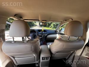 Black Lexus RX 2010 in Jurmala, with an engine capacity of 3.50 L and mileage of 176 thousand km for 12400 €, photo 8 on AUTOMOTO.COM.LV