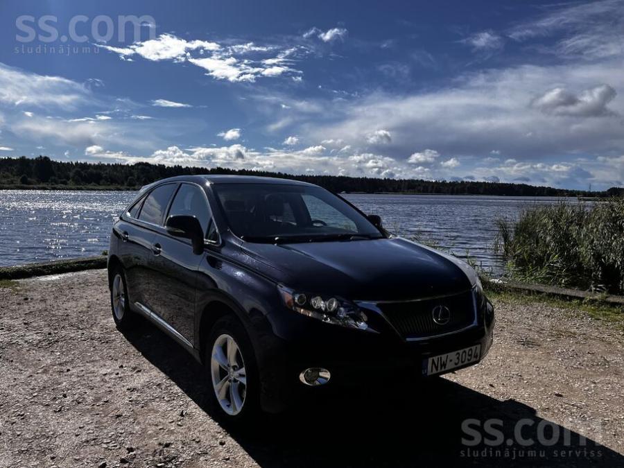 Black Lexus RX 2010 in Jurmala, with an engine capacity of 3.50 L and mileage of 176 thousand km for 12400 €, photo 13 on AUTOMOTO.COM.LV
