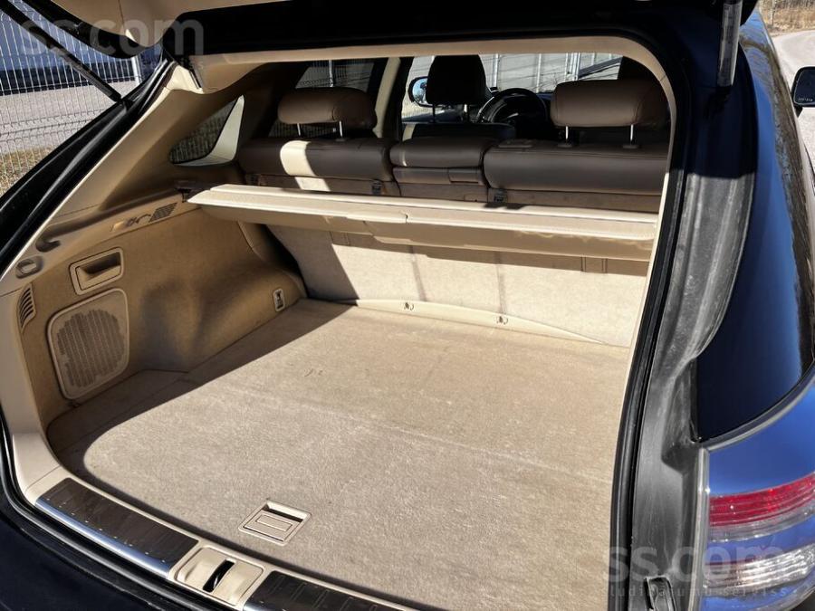 Black Lexus RX 2010 in Jurmala, with an engine capacity of 3.50 L and mileage of 176 thousand km for 12400 €, photo 14 on AUTOMOTO.COM.LV
