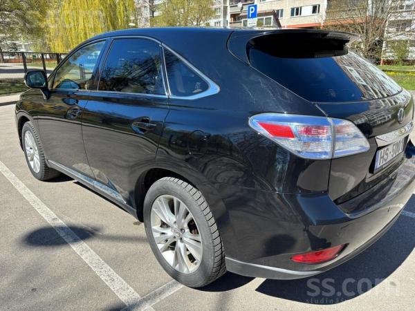 Melns Lexus RX 2010 Rīga, ar dzinēja tilpumu 3.50 L un nobraukumu 282 tūkst. km par 6400 €, foto 4 vietnē AUTOMOTO.COM.LV