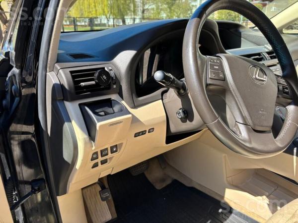 Melns Lexus RX 2010 Rīga, ar dzinēja tilpumu 3.50 L un nobraukumu 282 tūkst. km par 6400 €, foto 10 vietnē AUTOMOTO.COM.LV