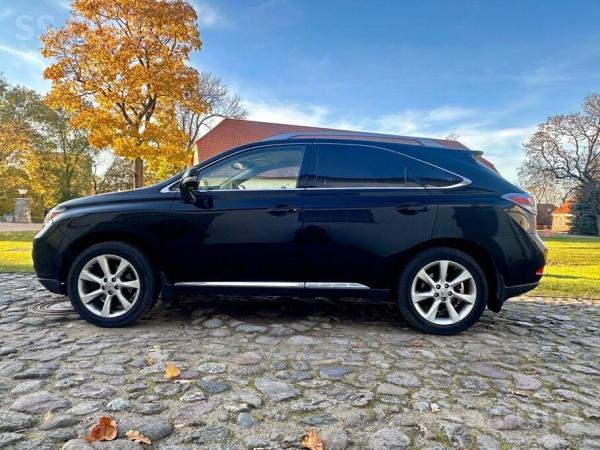 Lexus RX 2010 in Riga on AUTOMOTO.COM.LV Black Lexus RX 2010 in Riga, with an engine capacity of 3.50 L and mileage of 285 thousand km for 9200 €, photo 1 on AUTOMOTO.COM.LV