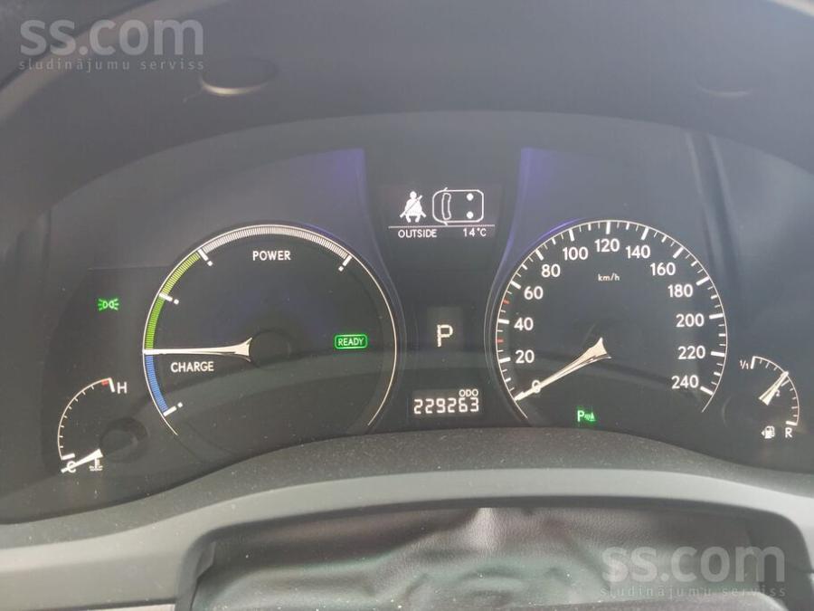 Melns Lexus RX 2011 Rēzekne, ar dzinēja tilpumu 3.50 L un nobraukumu 230 tūkst. km par 12400 €, foto 19 vietnē AUTOMOTO.COM.LV