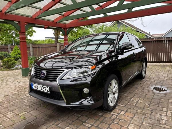 Black Lexus RX 2011 in Riga, with an engine capacity of 4.50 L and mileage of 288 thousand km for 12000 €, photo 2 on AUTOMOTO.COM.LV