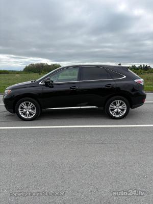 Melns Lexus RX 2012 Tallina, ar dzinēja tilpumu 3.50 L un nobraukumu 189 tūkst. km par 14000 €, foto 3 vietnē AUTOMOTO.COM.LV