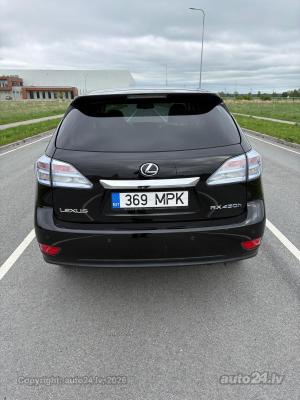 Melns Lexus RX 2012 Tallina, ar dzinēja tilpumu 3.50 L un nobraukumu 189 tūkst. km par 14000 €, foto 5 vietnē AUTOMOTO.COM.LV