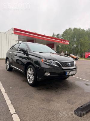 Black Lexus RX 2012 in Riga, with an engine capacity of 3.50 L and mileage of 195 thousand km for 13500 €, photo  on AUTOMOTO.COM.LV