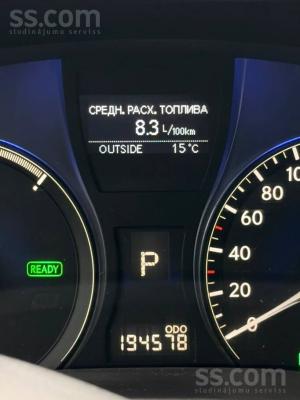 Black Lexus RX 2012 in Riga, with an engine capacity of 3.50 L and mileage of 195 thousand km for 13500 €, photo 10 on AUTOMOTO.COM.LV