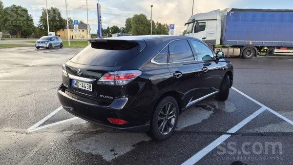Black Lexus RX 2013 in Riga, with an engine capacity of 3.50 L and mileage of 174 thousand km for 18000 €, photo 3 on AUTOMOTO.COM.LV
